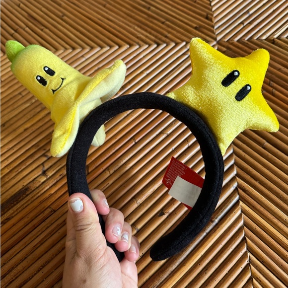 Universal | Accessories | Epic Universe Super Mario World Yellow Star ...